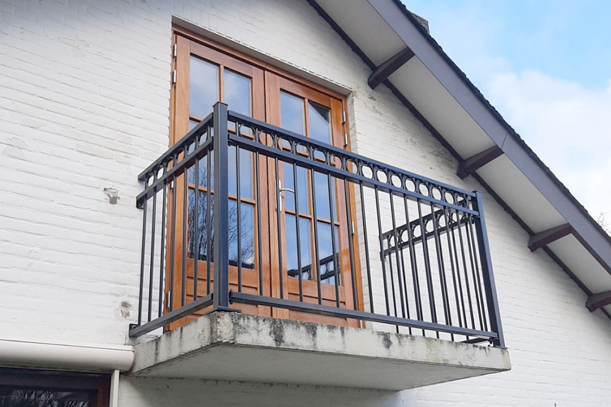 Balkonhek Vervangen: Vernieuw Je Balkon Met Stijl en Veiligheid - Hekwerk Kampen