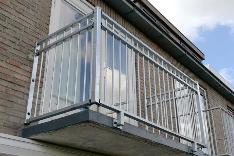 De Perfecte Balustrade voor je Balkon: Stalen Balustrades in de Spotlight - Hekwerk Kampen