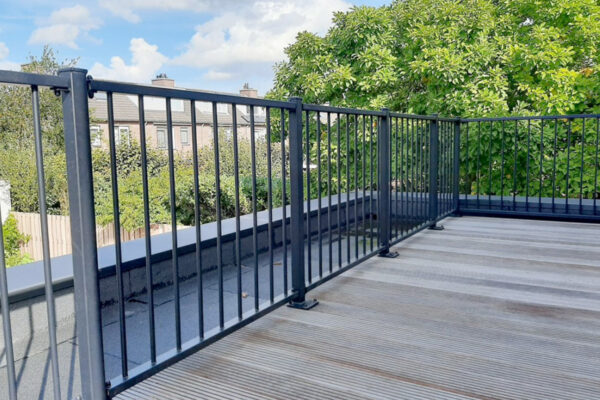 Stalen balustrade zelf plaatsen? Hier moet je op letten! - Hekwerk Kampen
